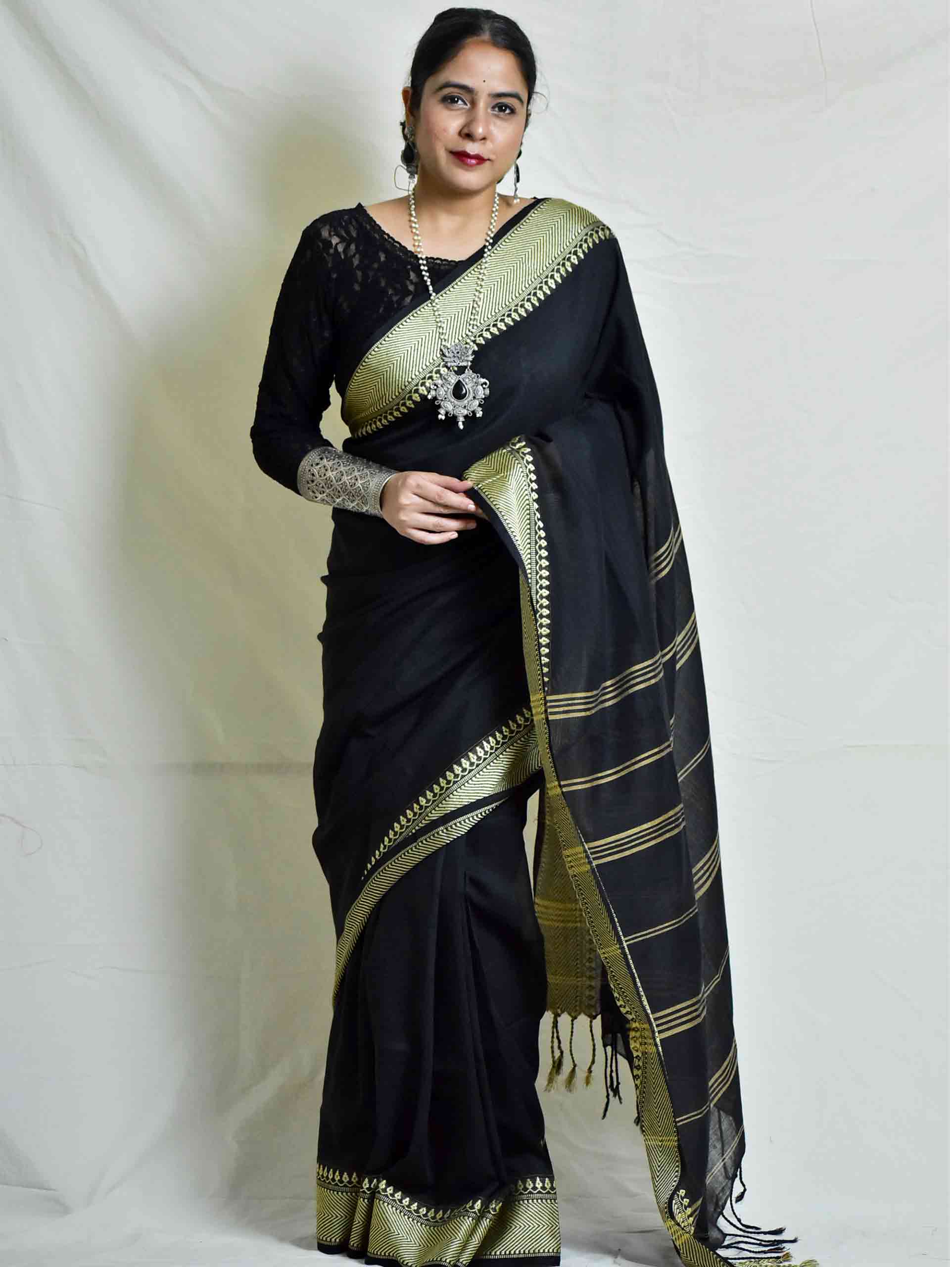 siyaahi - cotton saree with woven border