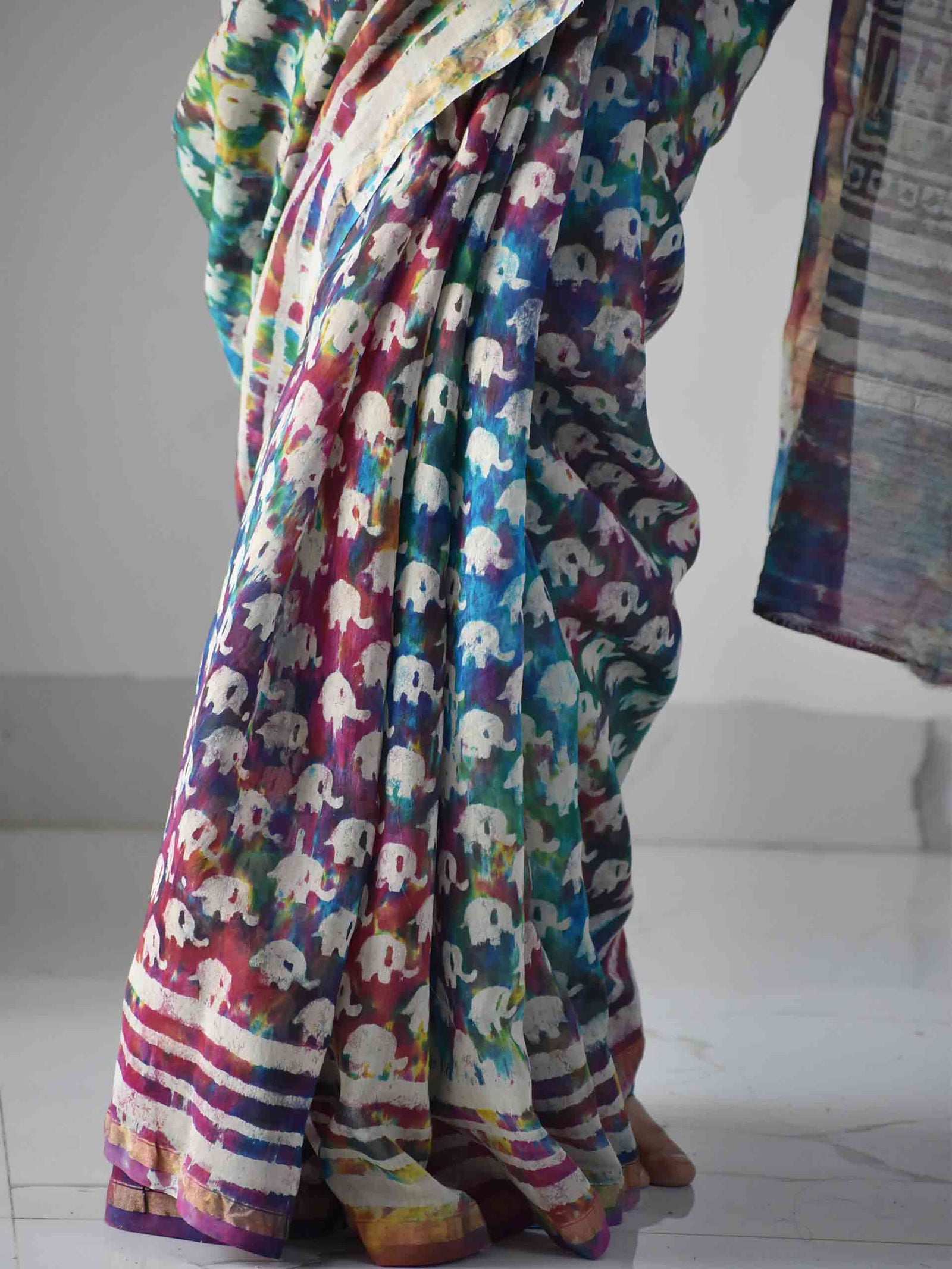 Buy Designer Indian Sarees Online - Sundraii Handmade